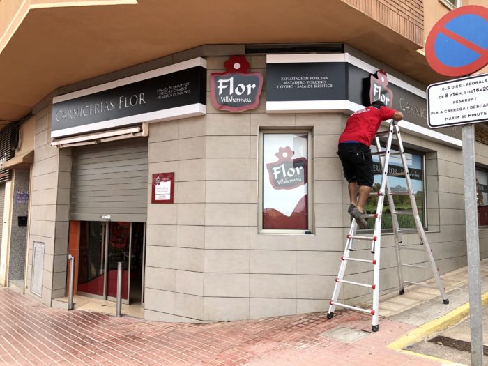 Instalación de Rótulos - Pídenos Presupuesto sin compromiso
